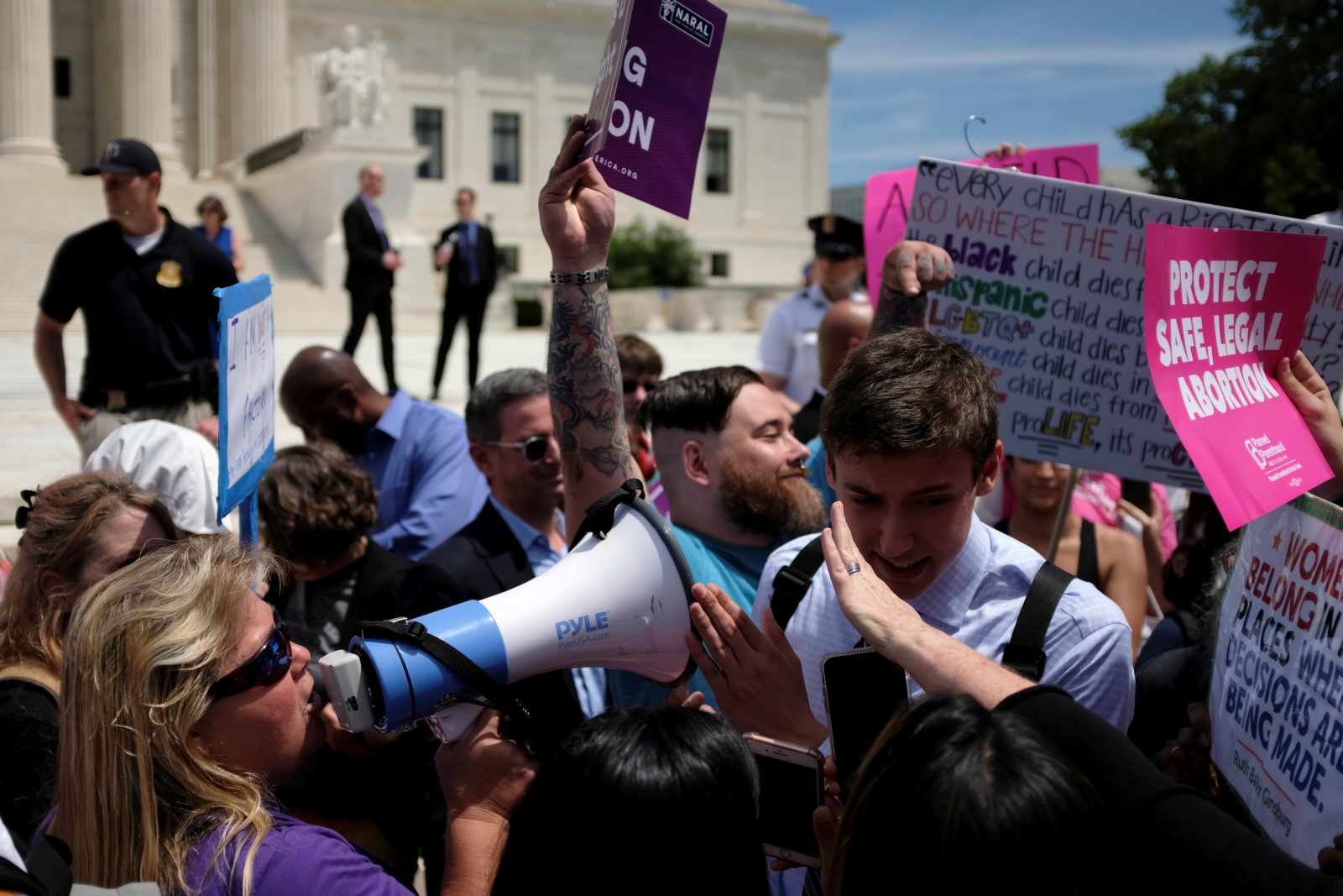 Abortion & Performative Politics | Commonweal Magazine
