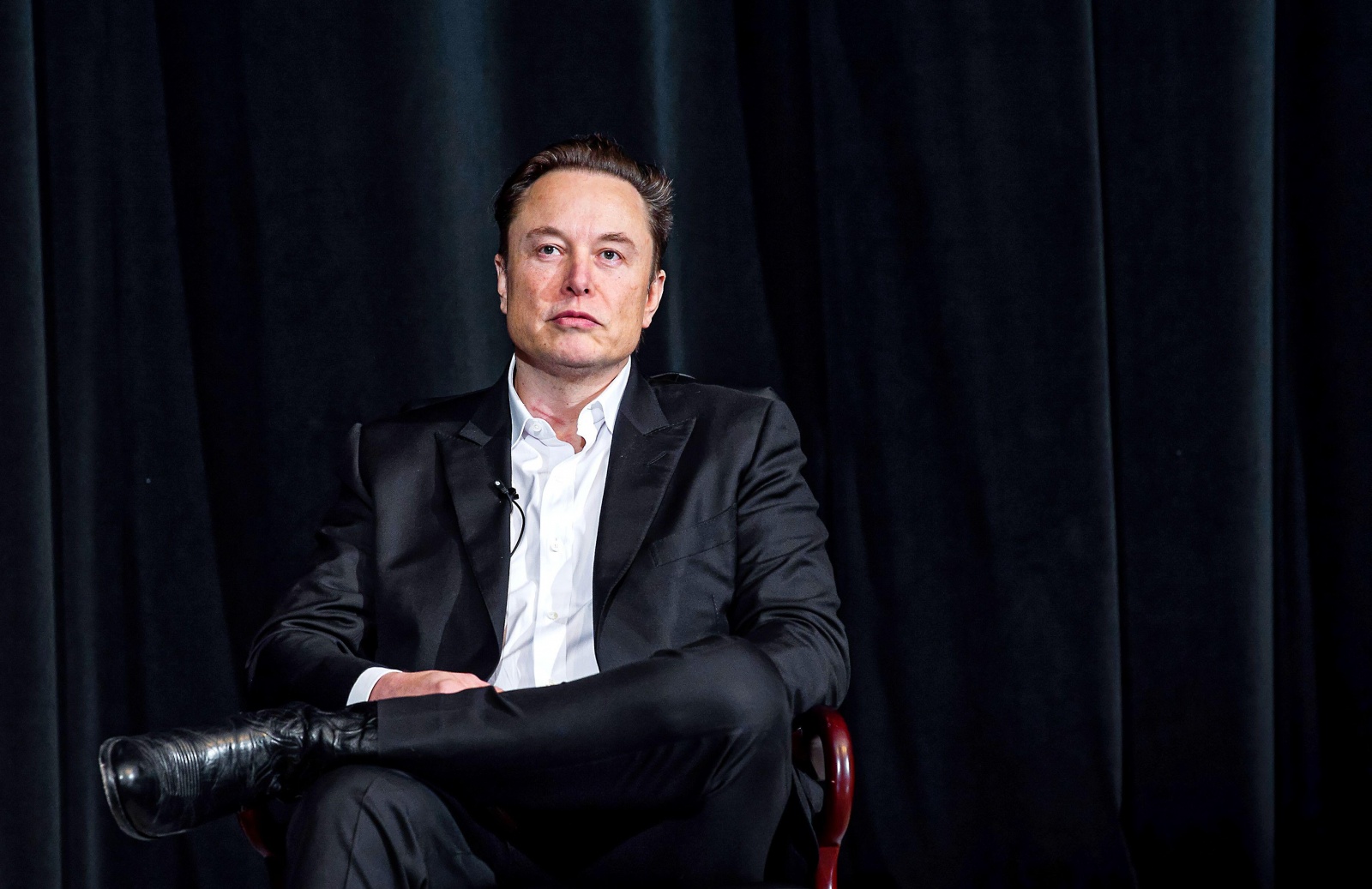 Musk Amok | Commonweal Magazine