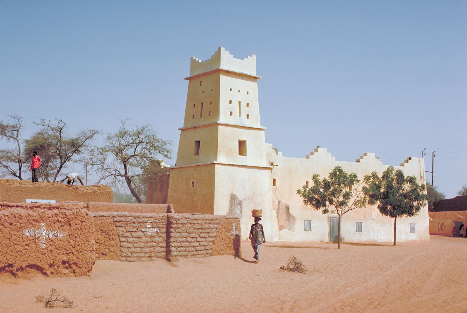 Finding Faith in the Sahel | Commonweal Magazine