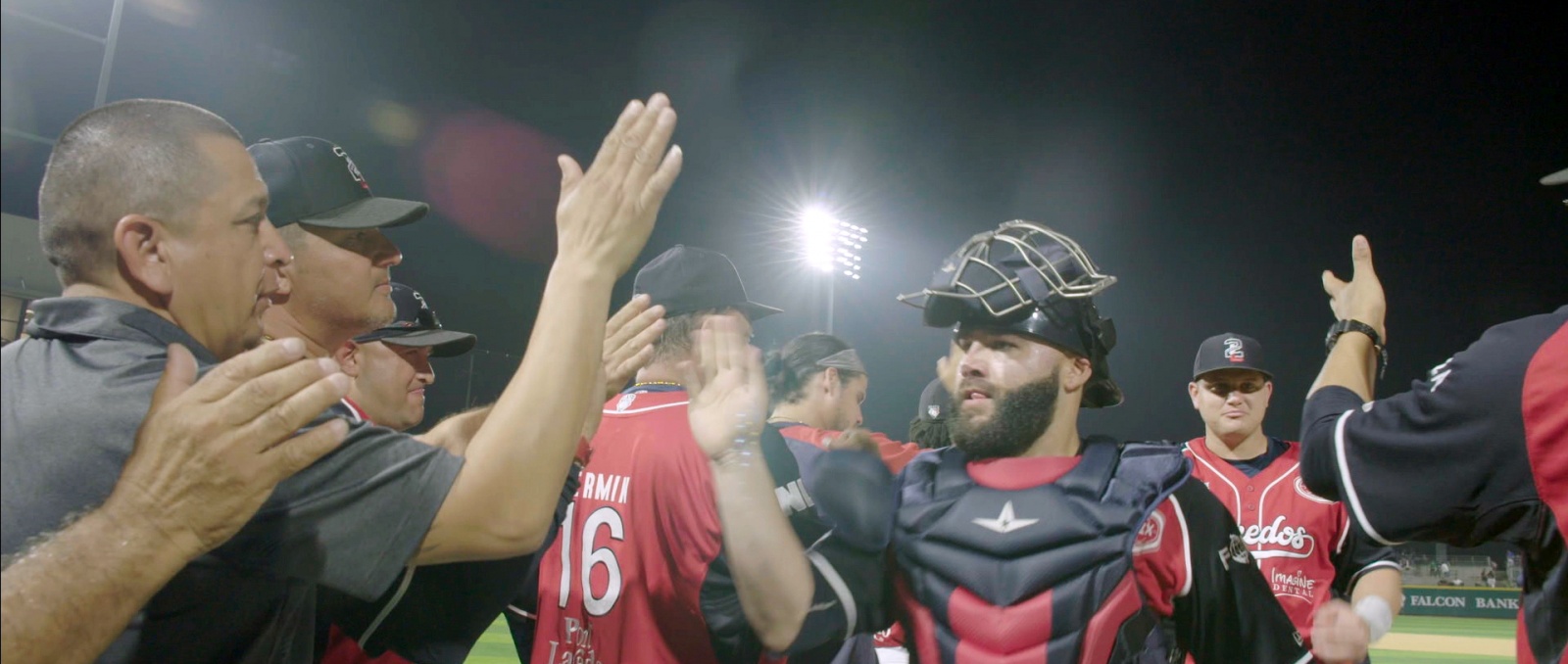 Béisbol, Baseball, and ‘Bad Hombres’ | Commonweal Magazine