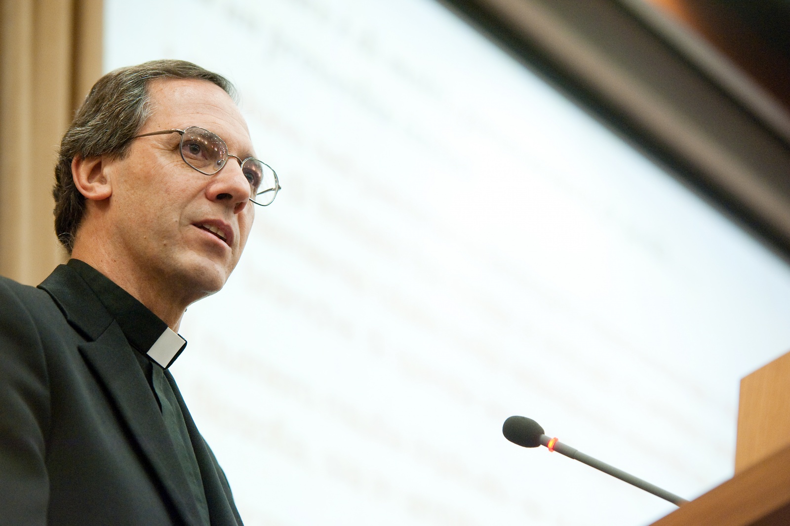 Why Theology Should Take Science Seriously | Commonweal Magazine