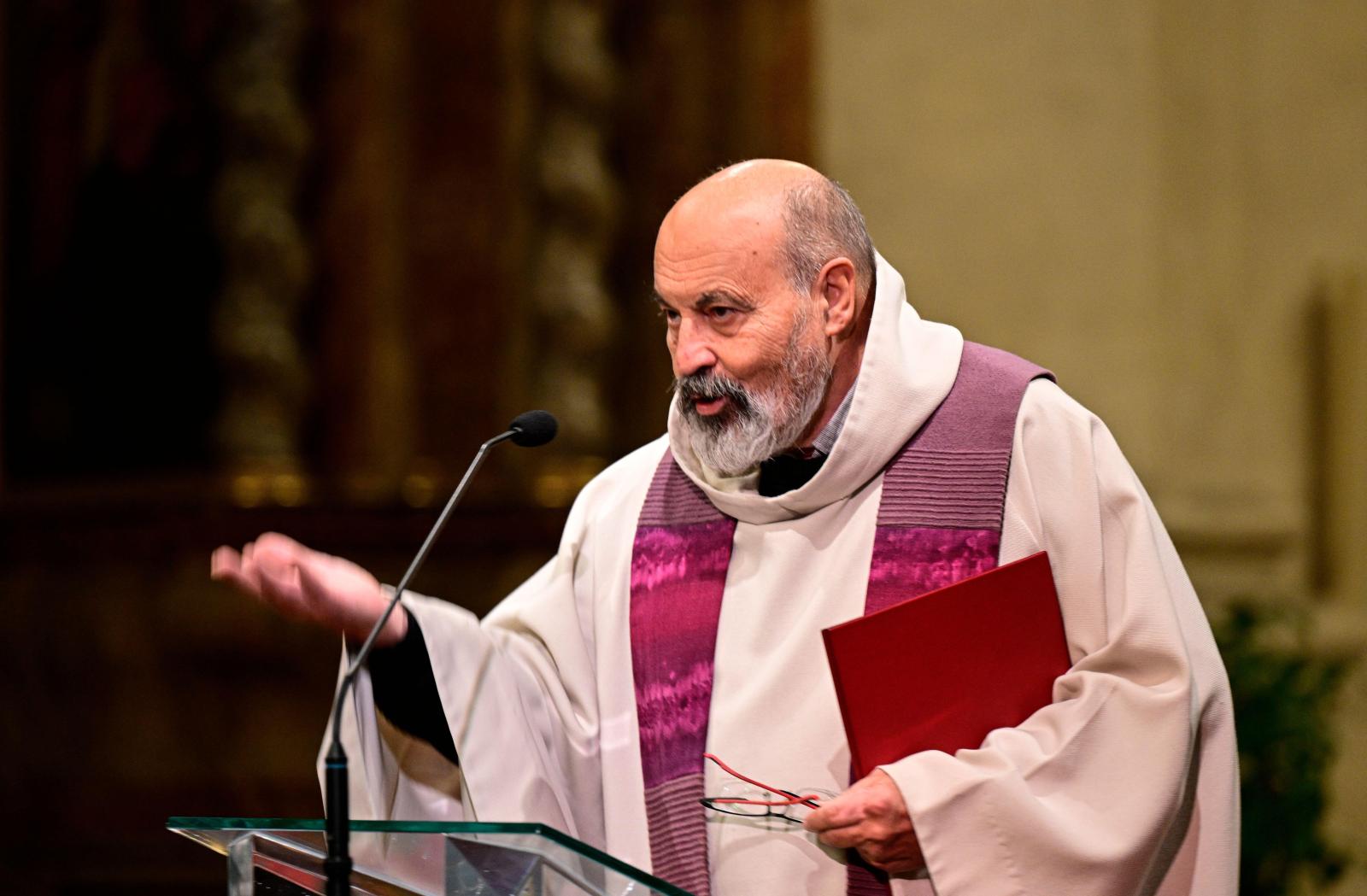 An Interview with Tomáš Halík | Commonweal Magazine