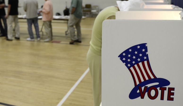 Arizona's Voting Rights Alarm Bell | Commonweal Magazine