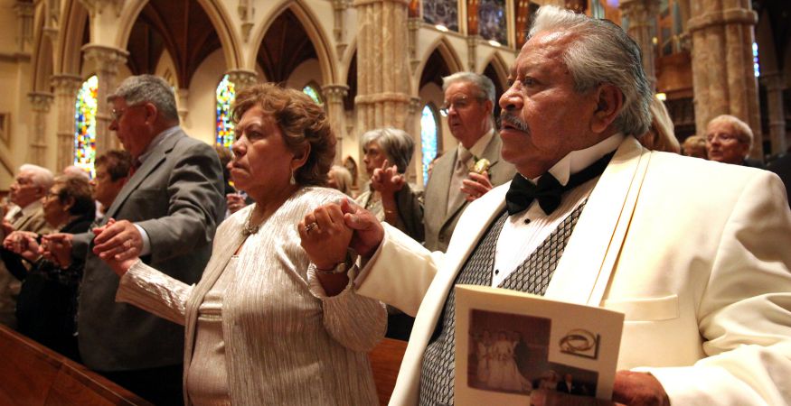 The Decline of Catholic Marriages | Commonweal Magazine