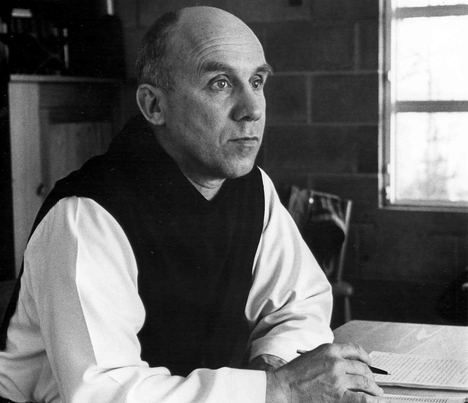 Neighboring Souls | Commonweal Magazine