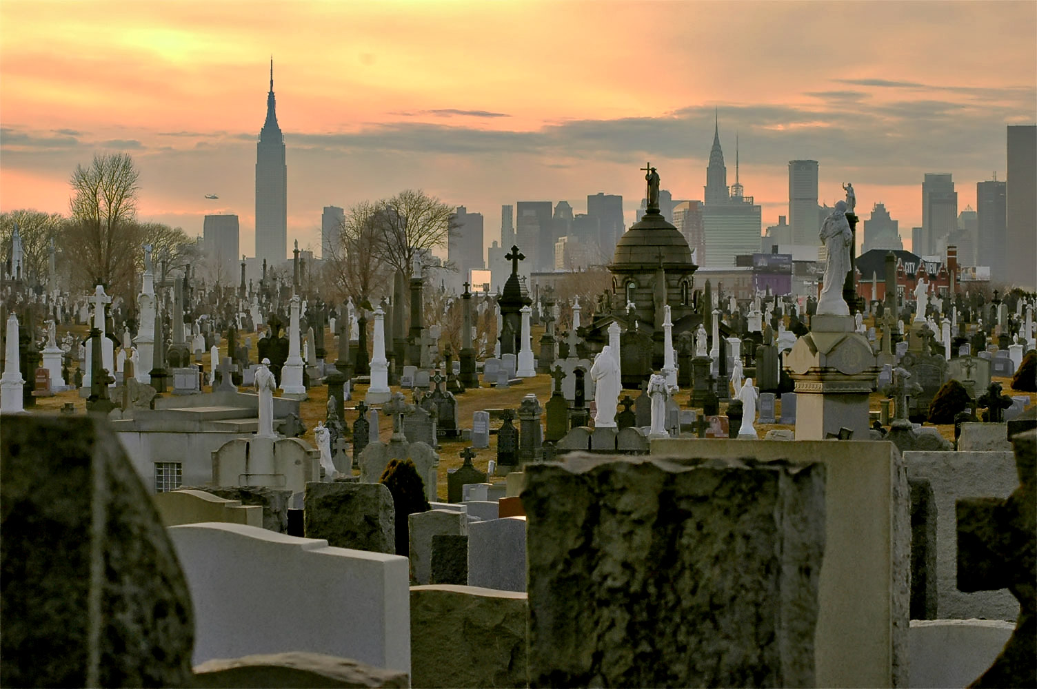 Visiting Cemeteries | Commonweal Magazine