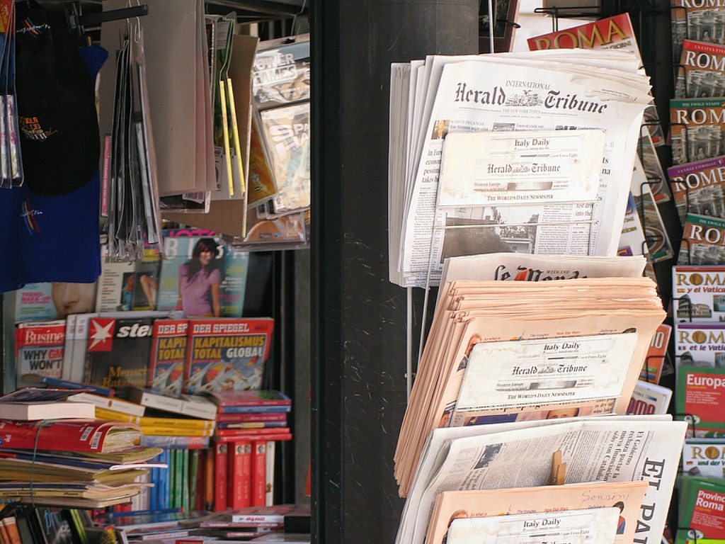 The News: A User's Manual | Commonweal Magazine