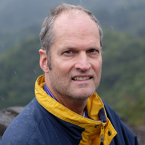 God’s Editor | Commonweal Magazine